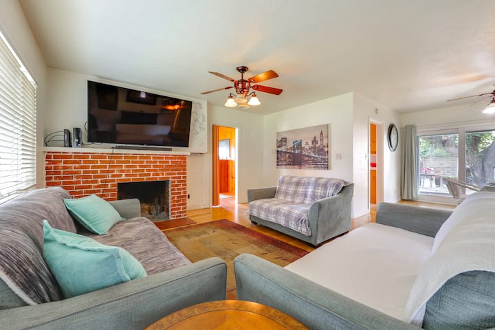 Hot Tub, Patio & Outdoor Games At Visalia Home - Visalia