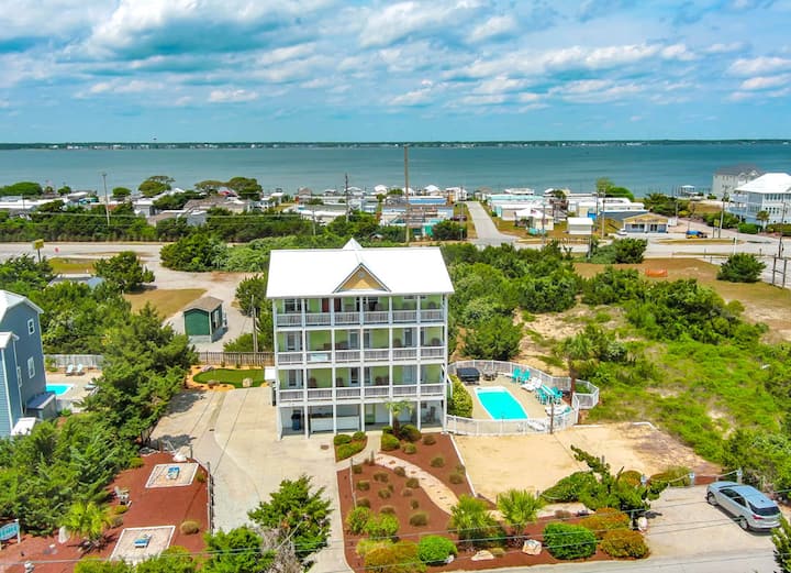 The Emerald Club, Almost Oceanfront Home - 에메랄드 이슬