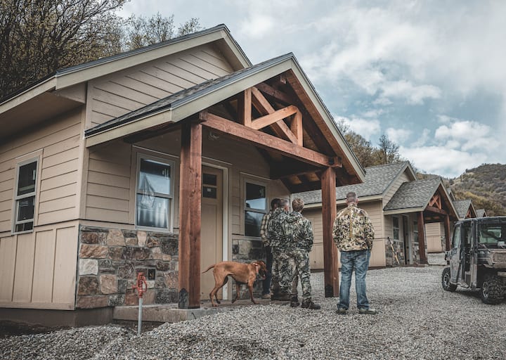 Cottage A - King - Preston, ID