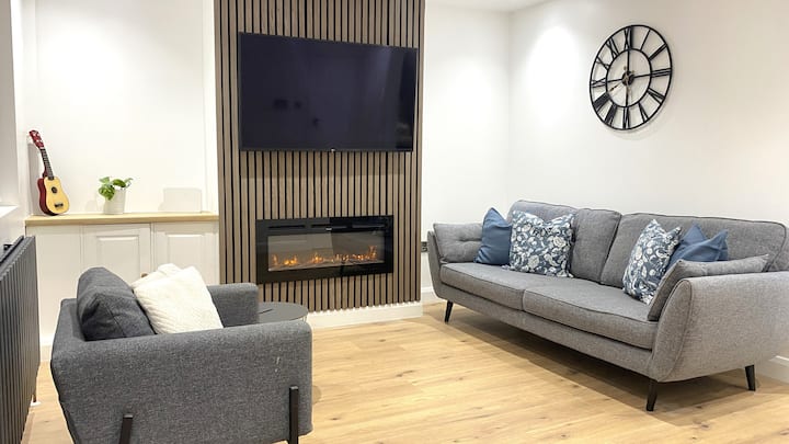 Maison-moderne-salle De Bain Privée-vue Sur Jardin - Solihull