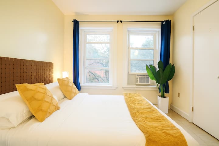 Boutique-style Studio In Boston’s Trendiest Area - Boston, MA