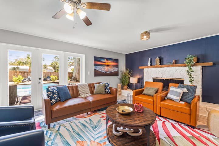 Private Heated Pool | Game Room | 6 Min To Beach - Treasure Island, FL