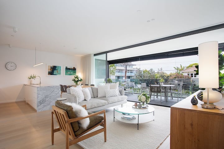 The Dudley, Coogee I90 - Randwick