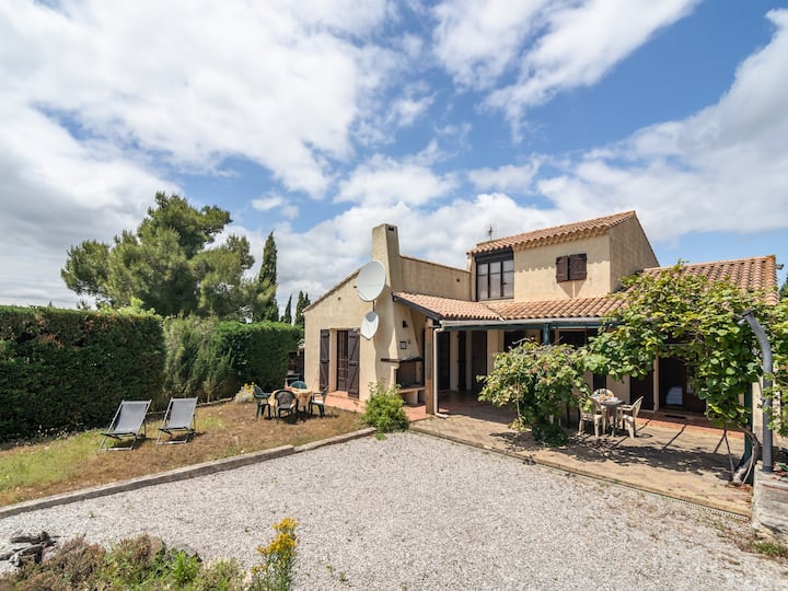Villa à Beaufort Avec Piscine Et Vue - Minerve