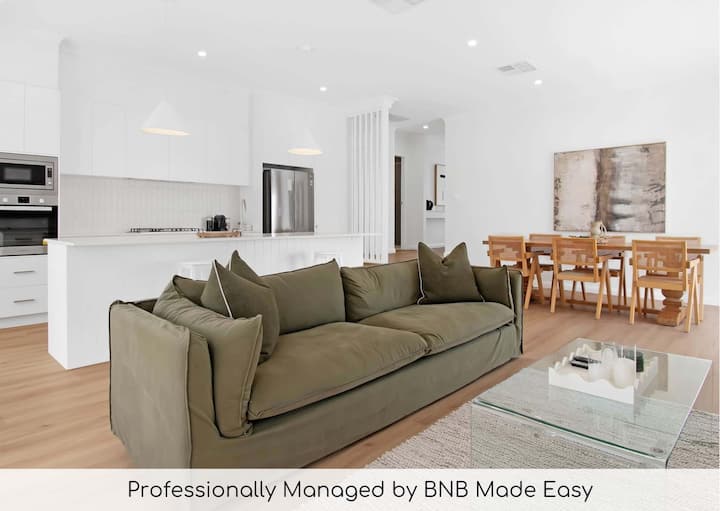 The Whitehaus | Contemporary Calm, Modern Design - Wagga Wagga