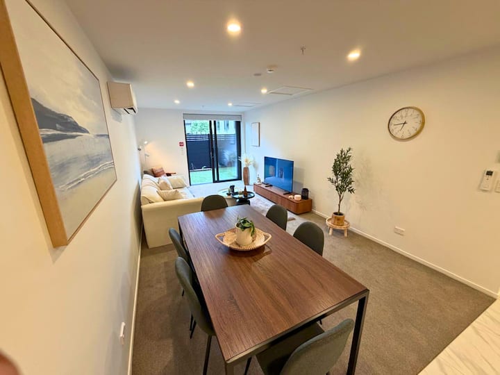 Central 1br Apartment Steps From Te Kaha Stadium - Christchurch
