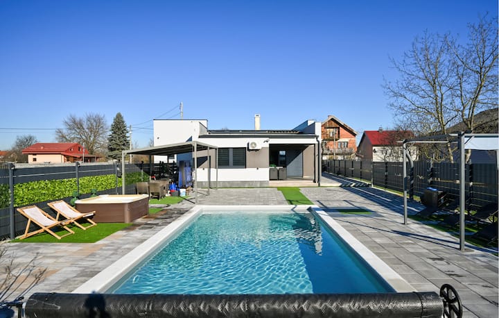 Lovely Home In Sracinec - Varaždin
