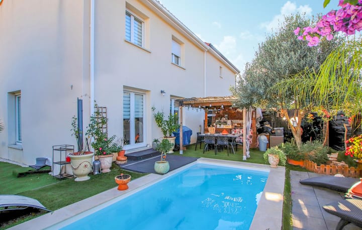Stunning Home In Sommières - Sommières