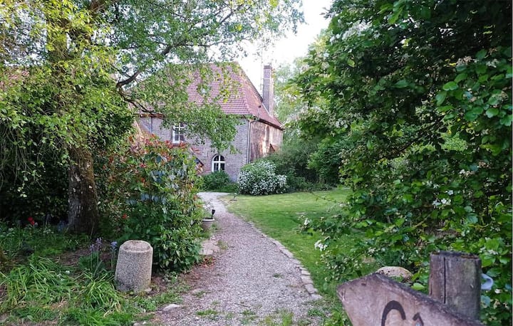 1 Bedroom Lovely Home In Renty - Dennlys Parc