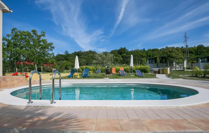 Amazing (Sta)caravan In Labin - Rabac