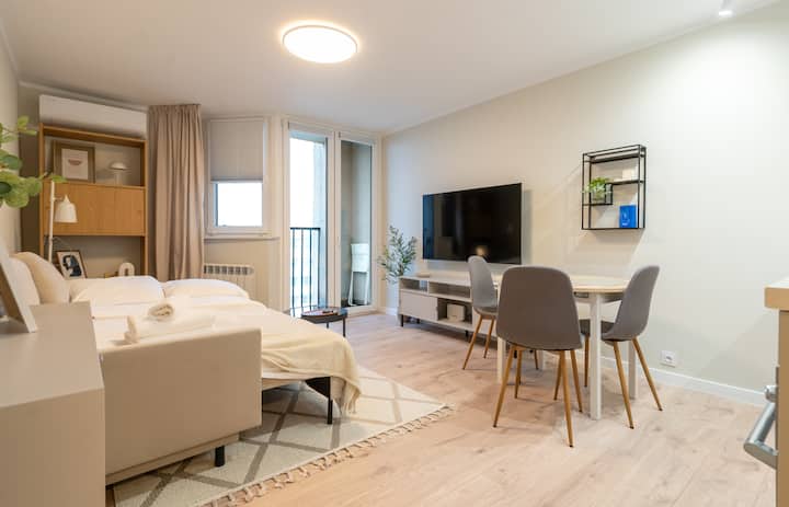 Korfantego 18th Floor Skyline City View - Katowice