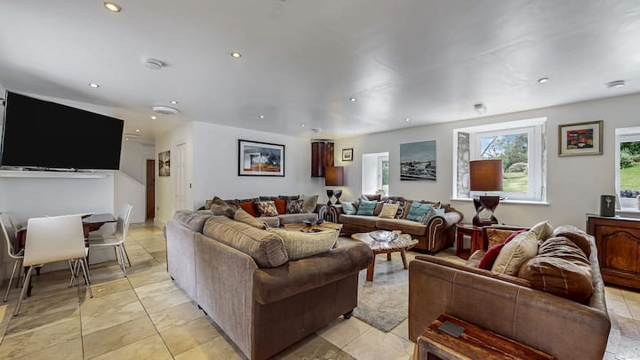 Finest Retreats | Old Barn At Ormidale House - Tighnabruaich