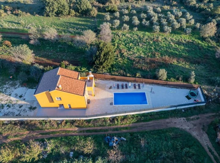 Villa Serenity With Pool - Zadar