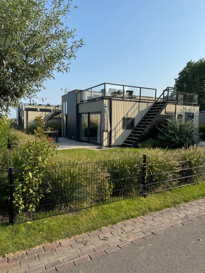Enkhuizer Strand Cube Elite Paradiso Mit Zaun Haus - Enkhuizen