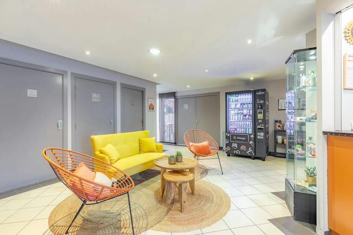 Appart'city Aix-en-provence - Duranne - Apartment - Aix-en-Provence