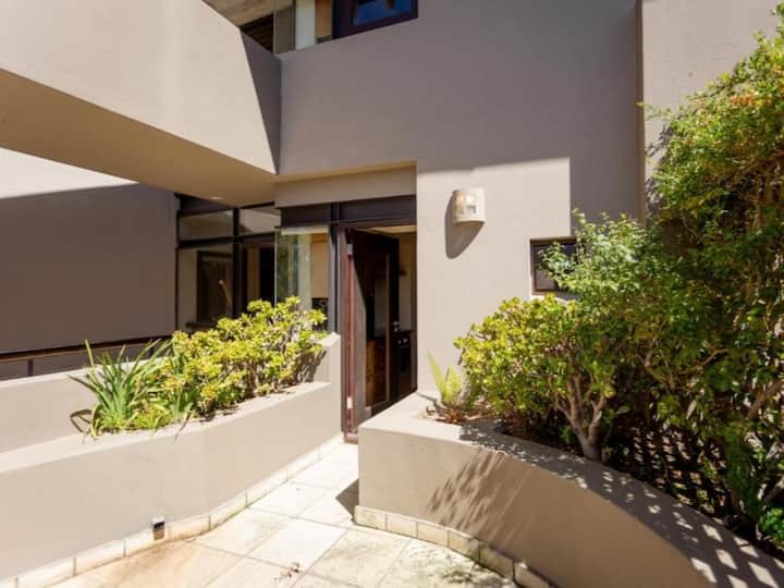 Luxury Holiday Home | Oubaai - Herolds Bay