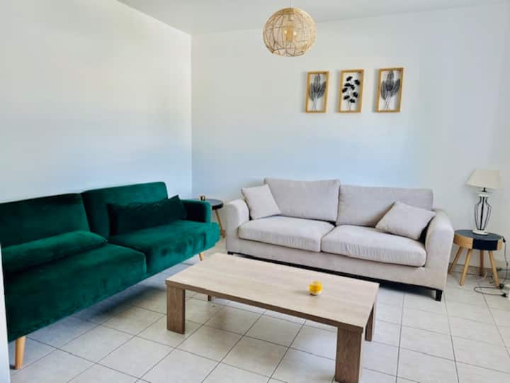 Maison Lumineuse à Périgny, Confort Jusqu’à 6 ! - Perigny