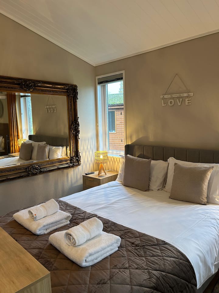 Valentine's Lodge - Chipping Norton