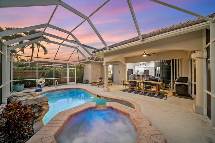 New! Drift & Dream - Stunning, Heated Pool/spa - Naples Park, FL