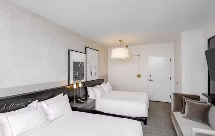 Iconic Downtown Des Moines Hotels - 2 Units - Des Moines, IA