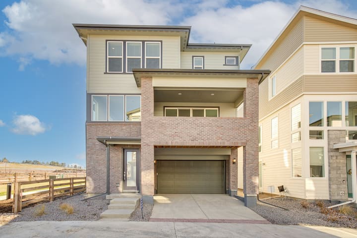 8 Mi To Denver Tech Center: Business-ready Retreat - Parker, CO