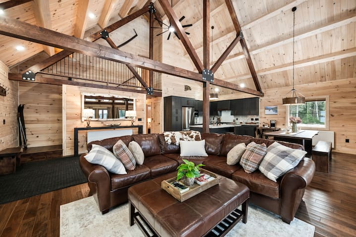 15 Big Snow | Snowmobile Access - Rangeley, ME