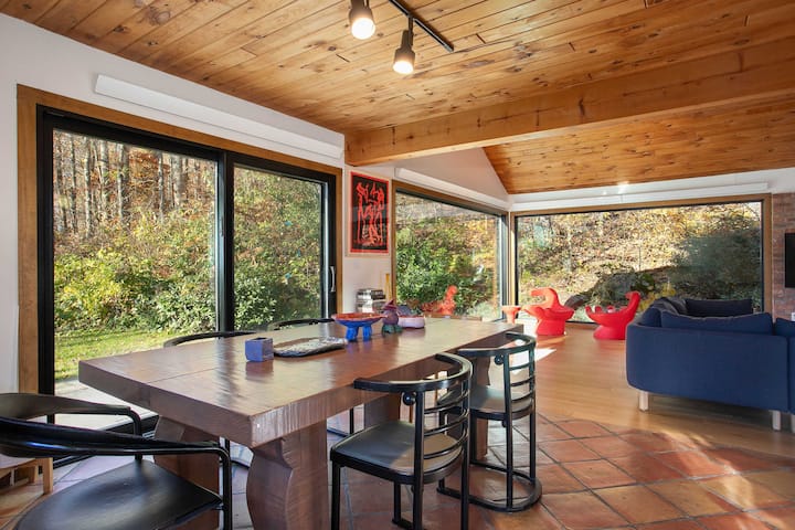 Light-filled Gb Retreat, Trails, Lake, Fireplace - Monterey, MA