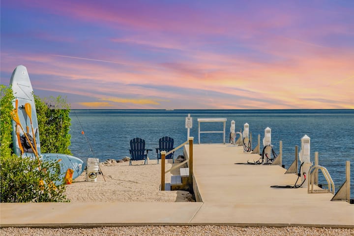Island Time: Oceanfront Balconies- Dock- Htd Pool - Islamorada, FL