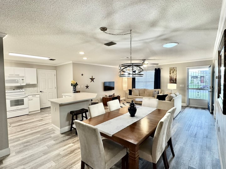 Casa Artesia - Dog Friendly 2/2 In The Villages - The Villages, FL