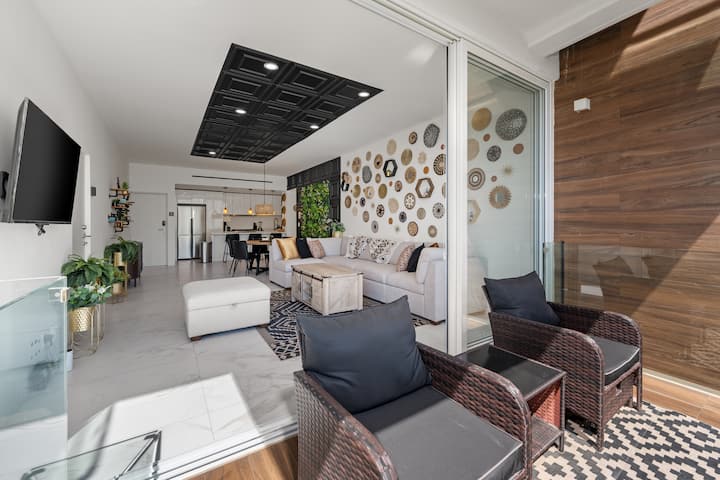 Marea Cabo Condo | Gym | Steps To Marina & Beach - Cabo San Lucas