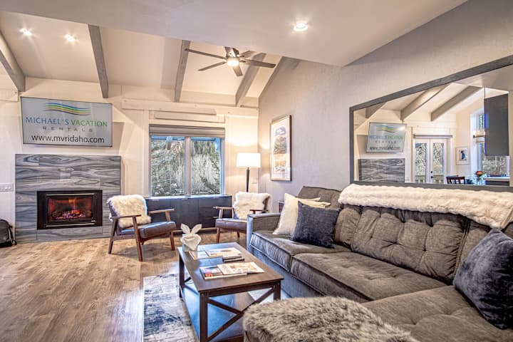 Sv124- Walk To Lifts And Town-hot Tub & Pool - Ketchum, ID