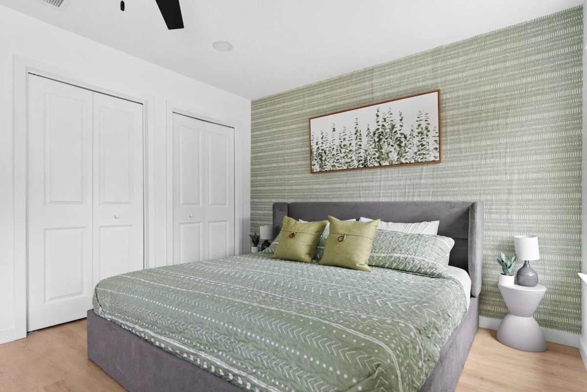 ¡Santuario luminoso y moderno de 4 dormitorios en el centro de Austin ...