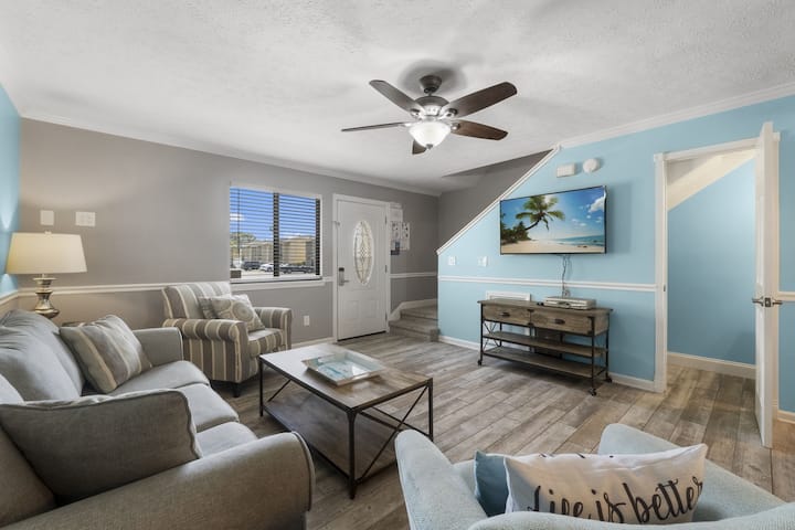 Breezy Shores! 11- Pools & Family Amenities! - Panama City Beach, FL