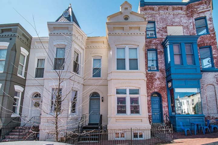 Premier 5br Historic Victorian Townhouse - Washington, DC