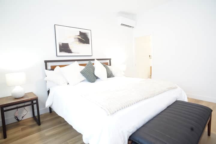 Le Memph: 3 Bedrooms Pool Hot Tub Lac Memphrémagog - Magog