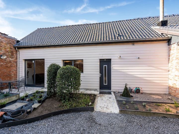 Retraite Dans Un Abri De Jardin à Herselt - Aarschot