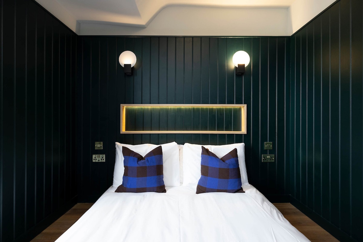 Superior Studio near Edinburgh Castle - Flats for Rent in Edinburgh ...