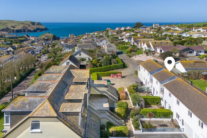 2 West Park Mews - Hope Cove