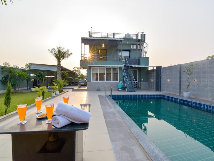 The Hill's Stay 3bhk Villa By Dancenter | Pvt Pool - Kishangarh