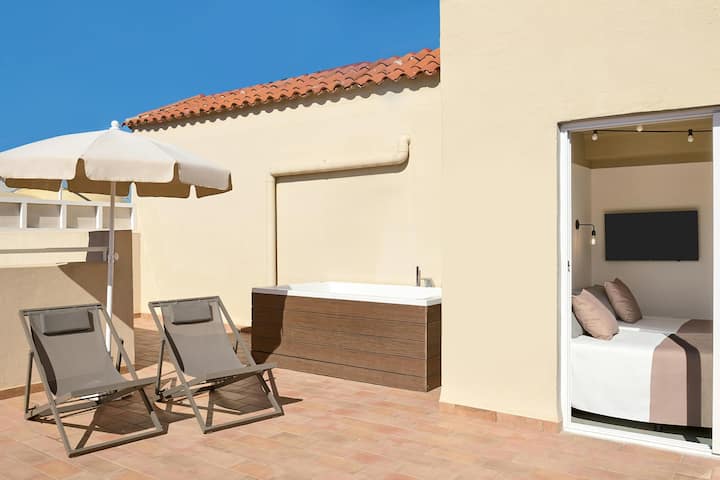 Double Room With Jacuzzi And Unlimited Brunch - Mallorca