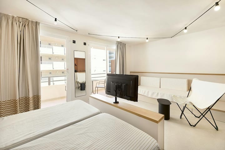 Loft & Brunch à Volonté I Tent Calvia Beach - Mallorca