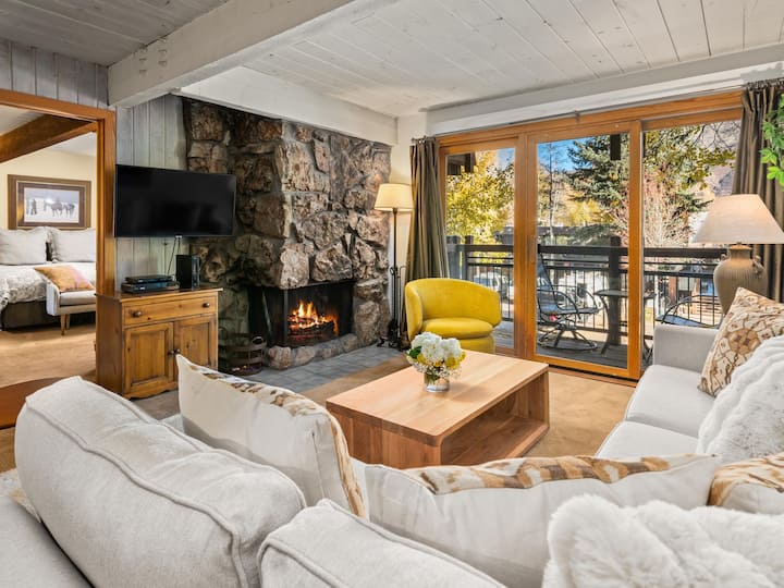 Lift One Condominiums - Unit 202 - Aspen