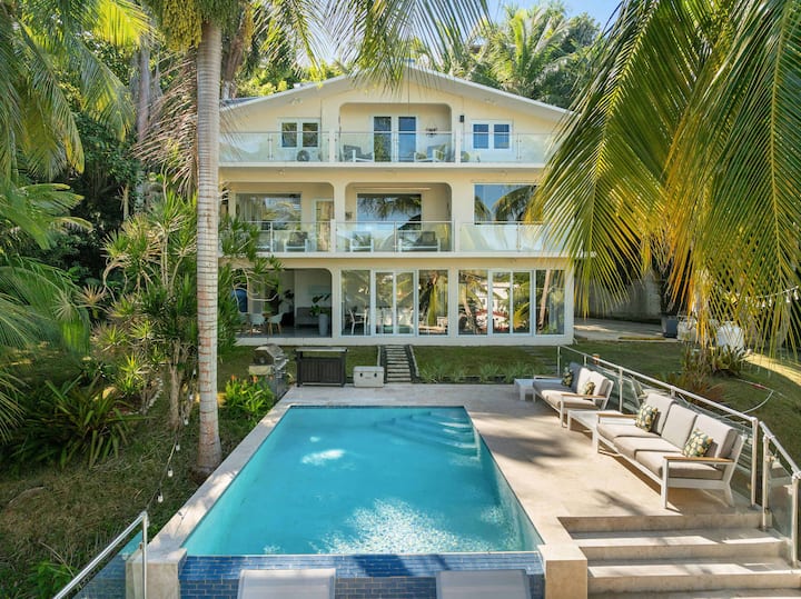 Casa Grande | Private Pool In Best Rincon Location - Rincón