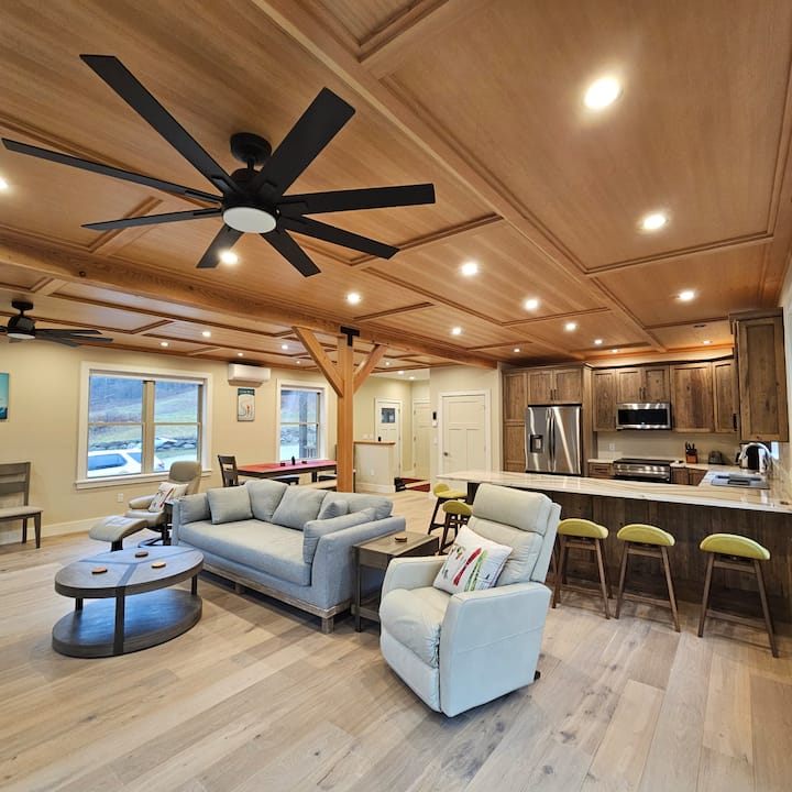 New 3br Home: Hot Tub, Ac, Ev & Lift Ticket Deals - Killington, VT