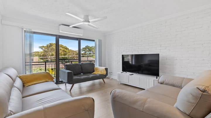 Kookaburra Quincy 7/22-26russell Street Hawks Nest - Nelson Bay