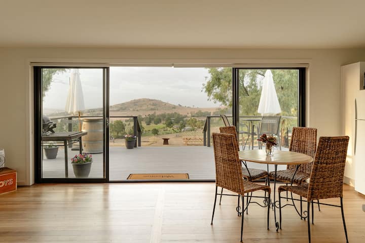 An Unforgettable View - Yarra Glen