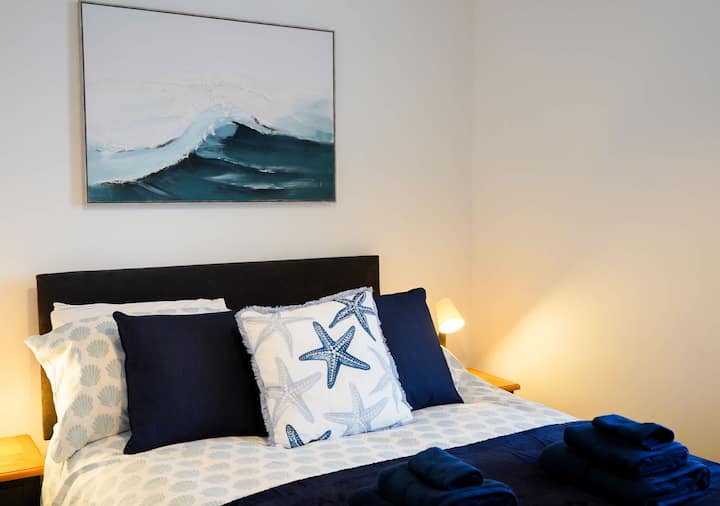 Ivydene - 3 Bedroom House -Tenby - Tenby