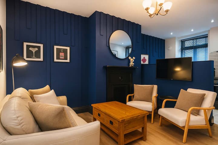 775sqft Town Centre 2 Luxury King Beds,work Desks - 沃靈頓