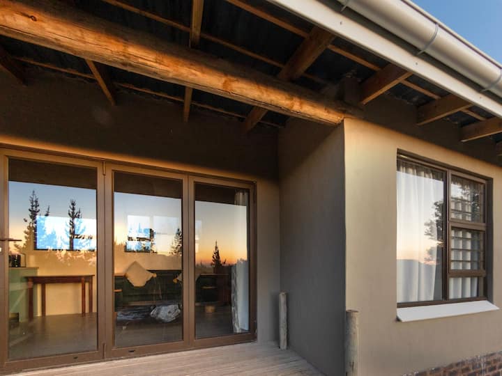 Fourfields Hogsheart View Chalet - Hogsback