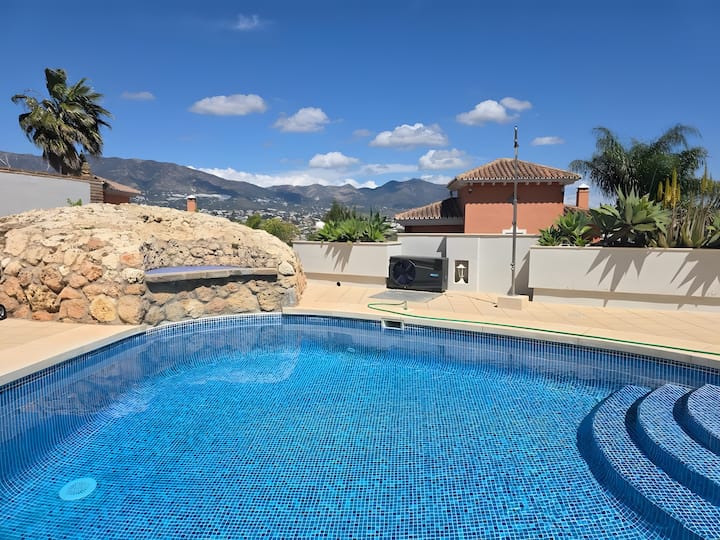 Spacious And Elegant Villa V214 - Calahonda